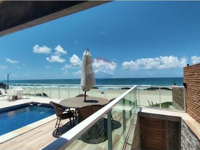 Luxuosa Casa de Praia em Enseada dos Corais