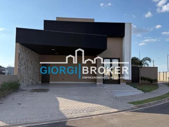 Luxuosa casa em condomínio: 4 quartos, 3 suítes, 244,68 m² em Mirassol SP no Condomínio Setlife II