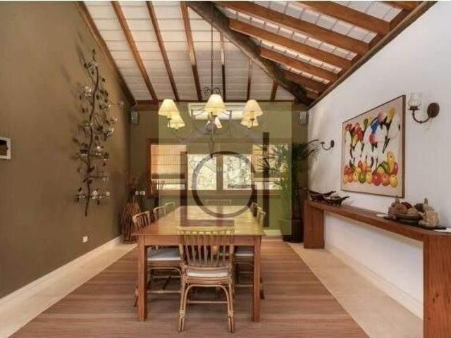 Luxuosa Casa em Condomínio à Venda ou Locação em Itu SP Fazenda Vila Real de Itu: 5 Quartos, 5 Suí