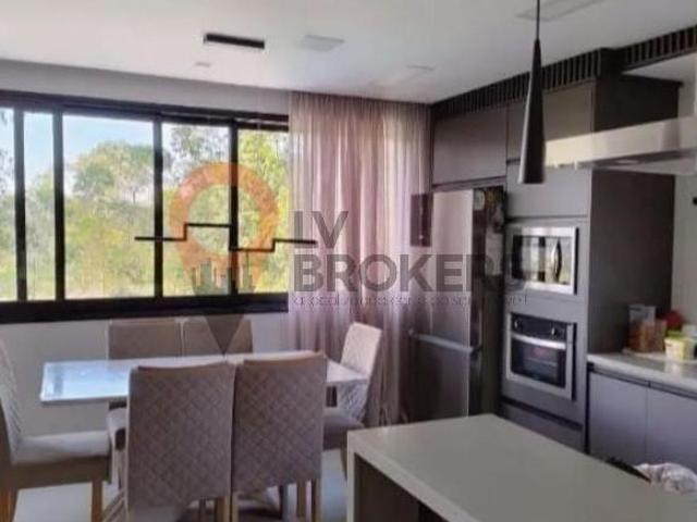 Luxuosa casa em condomínio à venda em Mogi das Cruzes, no bairro Aruã, com 3 quartos, 3 suítes, 2 sa