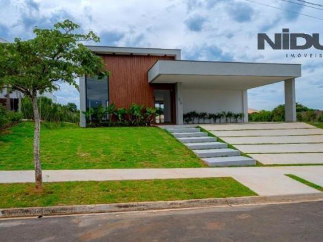Luxuosa casa em condomínio à venda em Araçoiaba da Serra SP, bairro N. Sra. Salete: 3 quartos, 3 suí