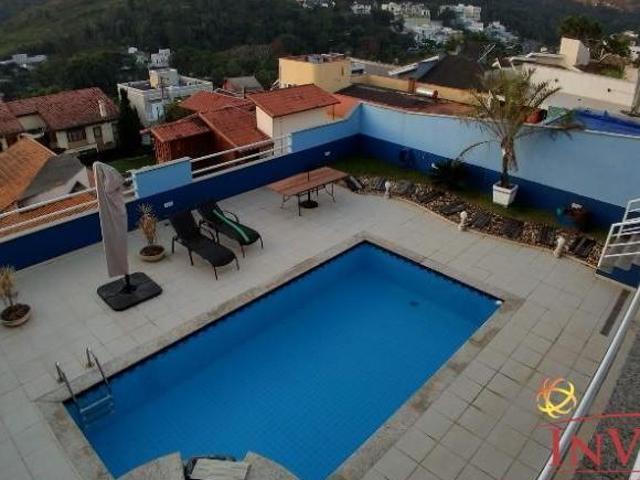 Luxuosa Casa em Condomínio à Venda em Arujá SP, Jardim Imperial Hills III 3 quartos, 3 suítes, 3 s