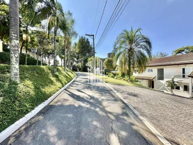 Luxuosa casa em condomínio à venda em Carapicuíba SP, Residencial Euroville. 5 quartos, 4 suítes, 7
