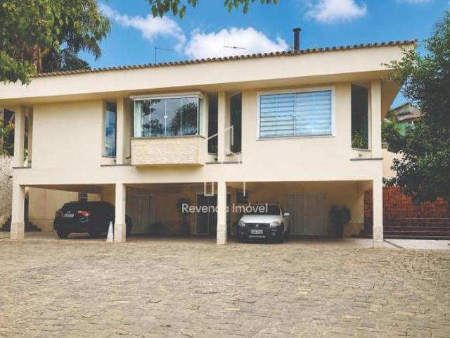 Luxuosa casa em condomínio à venda em Cotia SP, Jardim Passárgada I: 3 quartos, 2 suítes, 4 salas, 5