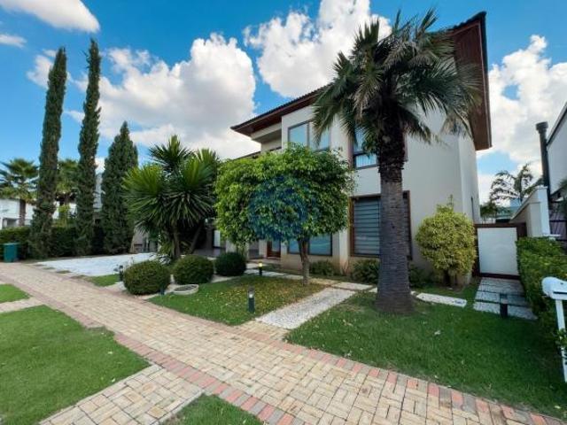 Luxuosa Casa em Condomínio à Venda em Indaiatuba SP, Jardim Maison Du Parc: 4 Quartos, 4 Suítes, 3 S