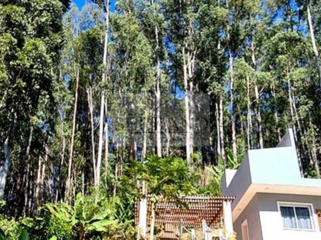 Luxuosa casa em condomínio à venda em Vinhedo SP, bairro Caixa D´água, 3 quartos, 1 suíte, 2 salas