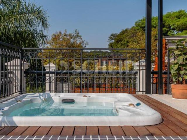Luxuosa casa em condomínio na Vila Nova Conceição, pertinho do parque Ibirapuera