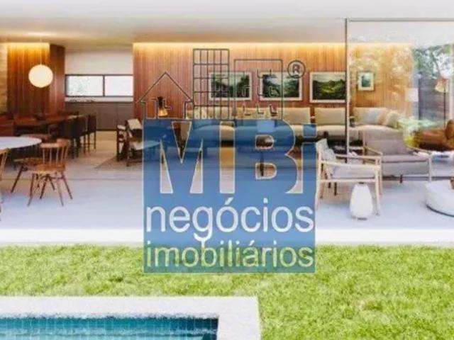 Luxuosa Casa em Condomínio no Alto da Boa Vista SP