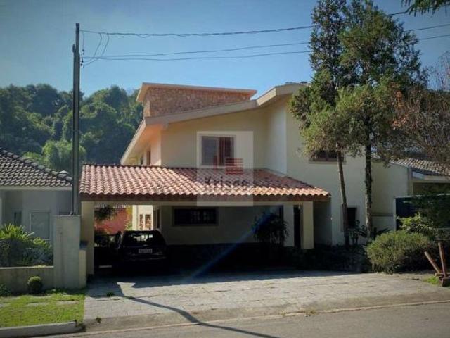 Luxuosa Casa Integrada com Estilo e Conforto ? Sua Oportunidade de Viver Bem!