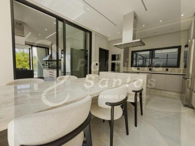 Luxuosa casa no condomínio Vale das Águas, Bragança Paulista SP 4 suítes + escritório e 600m² de