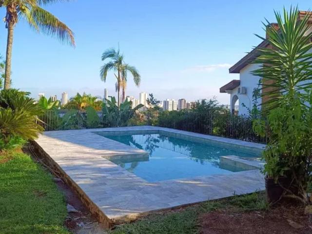 Luxuosa Casa no Condomínio Bosques de São Bento I? Exclusividade e Conforto