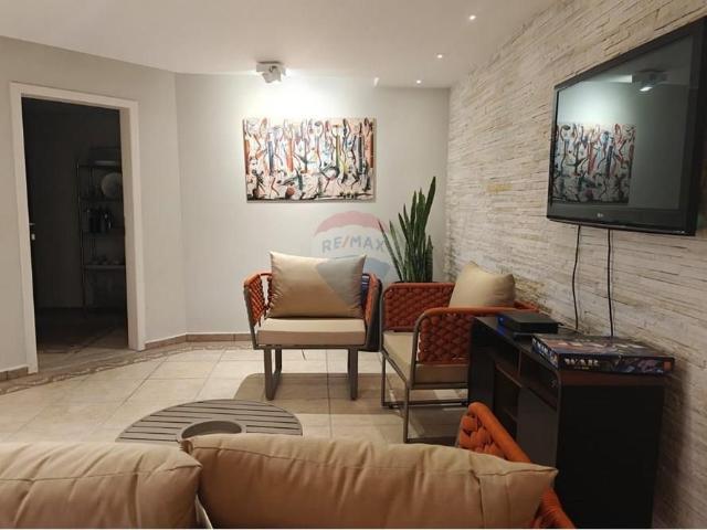 Luxuosa Casa para Aluguel em Aruã, Mogi das Cruzes