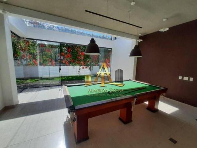 Luxuosa Casa Tríplex no Condomínio Cambury Residence II A 200m da Praia de Camburi São Sebastião