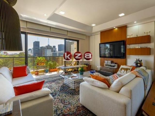 Luxuosa cobertura de 4 quartos com 4 suítes e 4 vagas no Jardim América São Paulo SP: 455m² de pur
