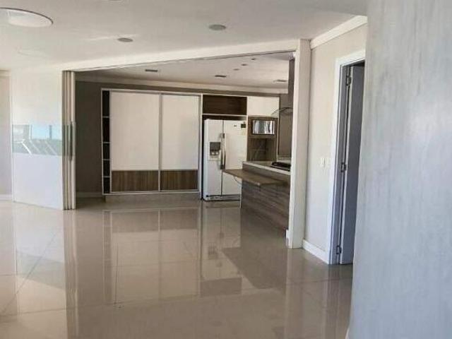 LUXUOSA COBERTURA DUPLEX