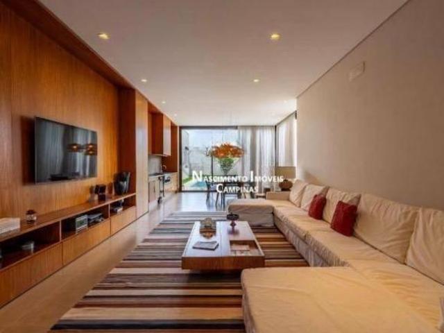 Luxuosa residência com 4 suítes e 530m² | O equilíbrio perfeito entre elegância e conforto por R$ 6