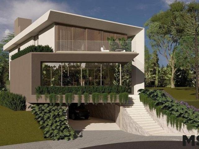 Luxuosa Residência Cond Rivelare Barigui em Santa Felicidade