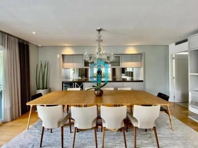 Luxuoso Apartamento na Vila Olímpia