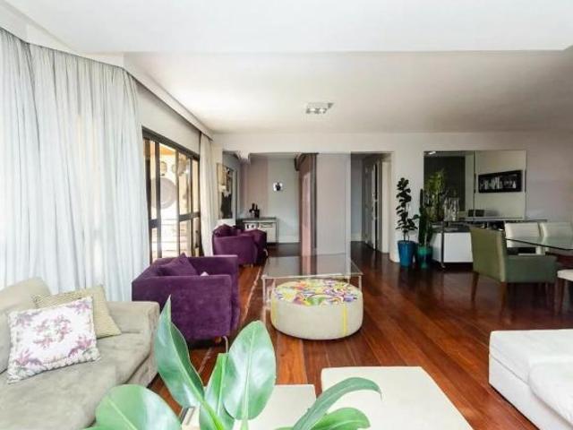 Luxuoso Apartamento no Itaim Bibi
