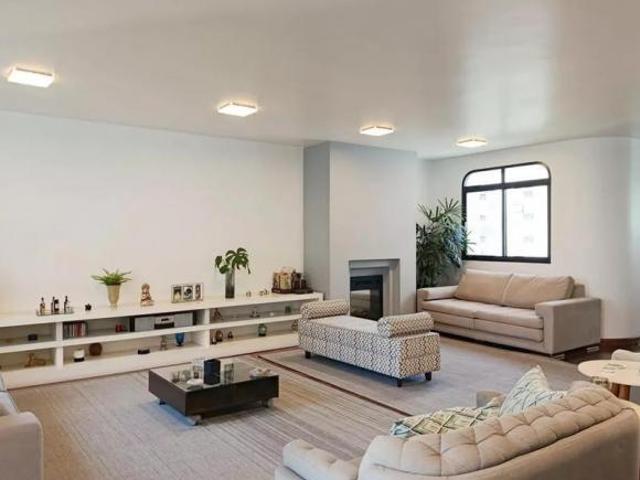 Luxuoso apartamento no Jardim Paulista, SP