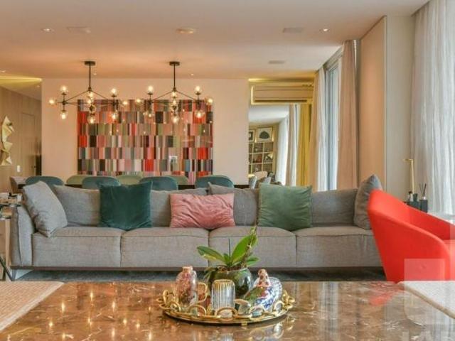 luxuoso apartamento no 19º andar