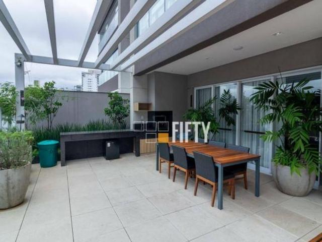 Luxuoso Apartamento Novo e Mobiliado de 103m² com 2 Suítes: Design Moderno e Decoração Sofisticada