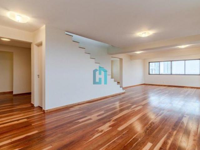 Luxuoso Apartamento à venda e para aluguel em SP