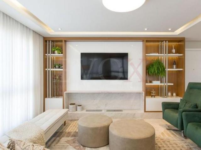 Luxuoso apartamento à venda em Higienópolis, Porto Alegre RS: 3 quartos, 3 suítes, vista para o Guaí