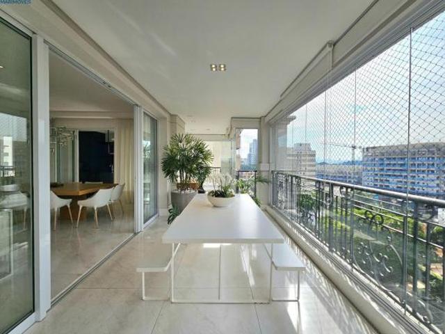 Luxuoso Apartamento à Venda em Indianópolis, São Paulo SP: 4 Quartos, 4 Suítes, 7 Banheiros e 5 Vaga