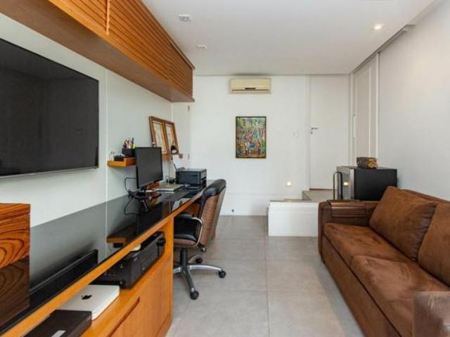 Luxuoso apartamento à venda em São Paulo SP, Vila Morumbi: 3 quartos, 2 suítes, 4 banheiros, 4 vagas