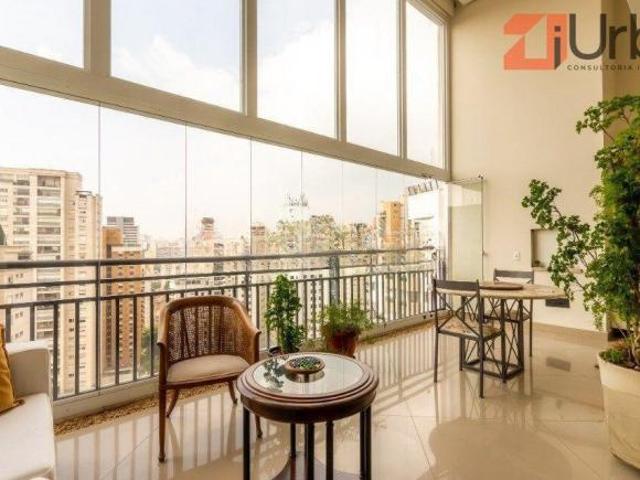 Luxuoso apartamento à venda em Perdizes com 170m², 3 vagas com fácil acesso às Avenidas Sumaré, Pomp