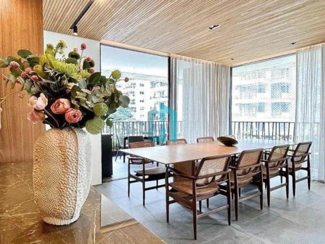 Luxuoso apartamento à venda no Itaim Bibi