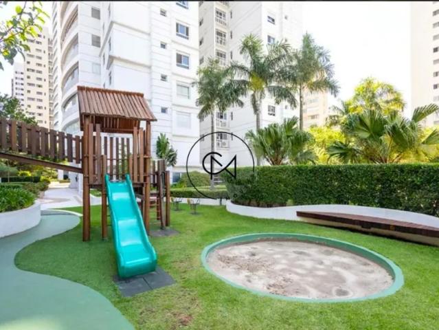 Luxuoso apartamento com 3 suítes e 4 banheiros à Venda, 208 m² em Pinheiros