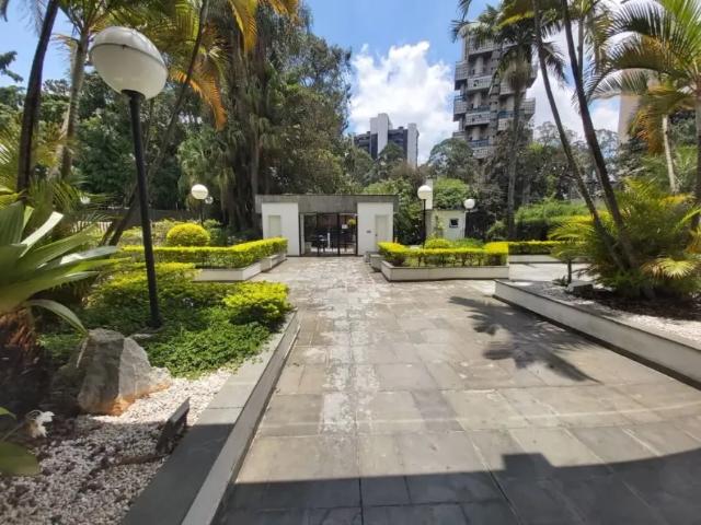 Luxuoso Apartamento de 3 Quartos com Suíte e 2 Vagas de Garagem no Morumbi, São Paulo SP