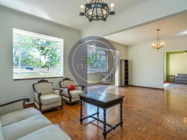 Luxuoso apartamento de 3 quartos na Consolação, São Paulo SP: 231m², 2 salas, 4 banheiros e vaga de