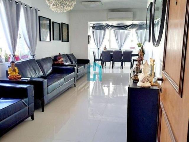 Luxuoso Apartamento em Moema à Venda