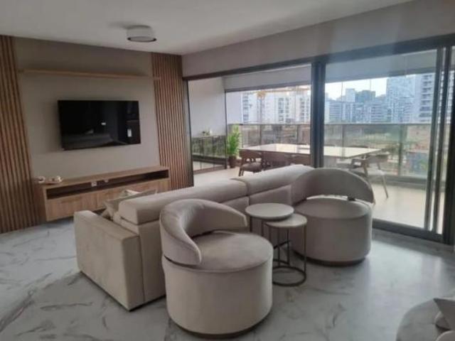 Luxuoso Apartamento em Campo Belo com 135m²!