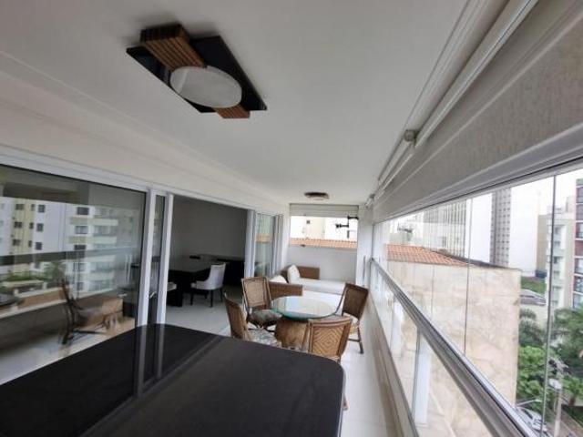 Luxuoso Apartamento em Perdizes com 136 m²