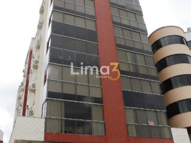 Luxuoso Apartamento Frente ao Mar no Ed. Talita Bonato Apto. 402