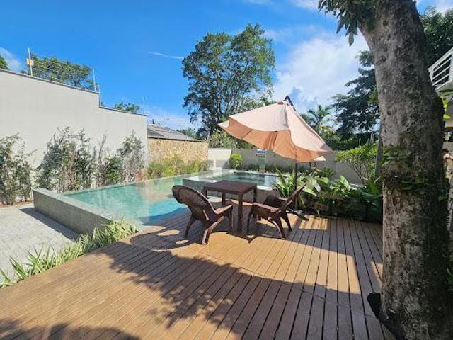 Luxuoso Sobrado com 4 Dormitórios, Área Gourmet e Spa no Cidade Jardim