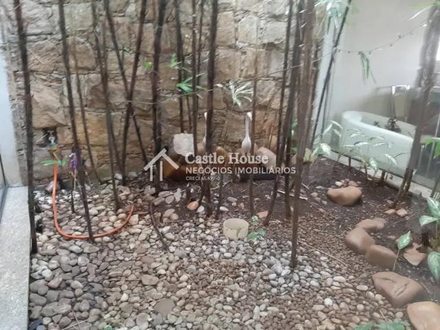 Luxuoso Sobrado à Venda com 4 Suítes e Piscina na Vila Moinho Velho, São Paulo R$ 1.950.000