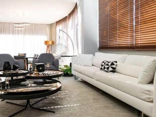 Luxuoso Sobrado no Condomínio Village Saint Claire – Zona Leste, Sorocaba/SP