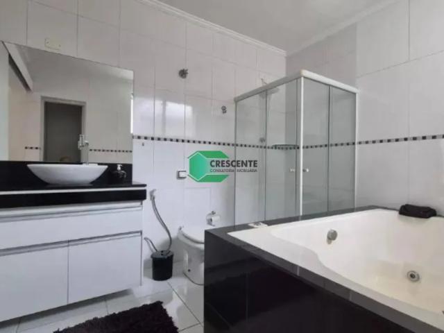 Luxuoso Sobrado no bairro Jardim