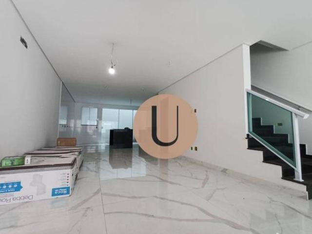 Luxuoso sobrado na Vila Carrão 4 suítes, 4 vagas