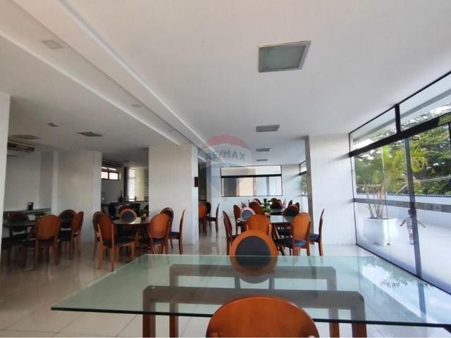 Luxurious 3BR Apartment with Ocean Views