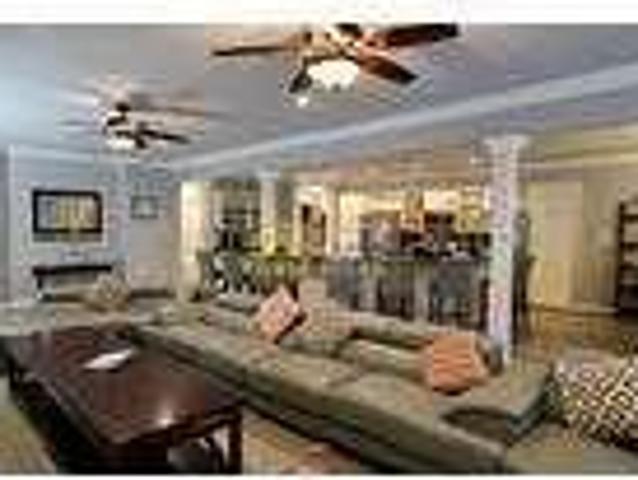 Luxurious 8 bedrooms Orange Beach house