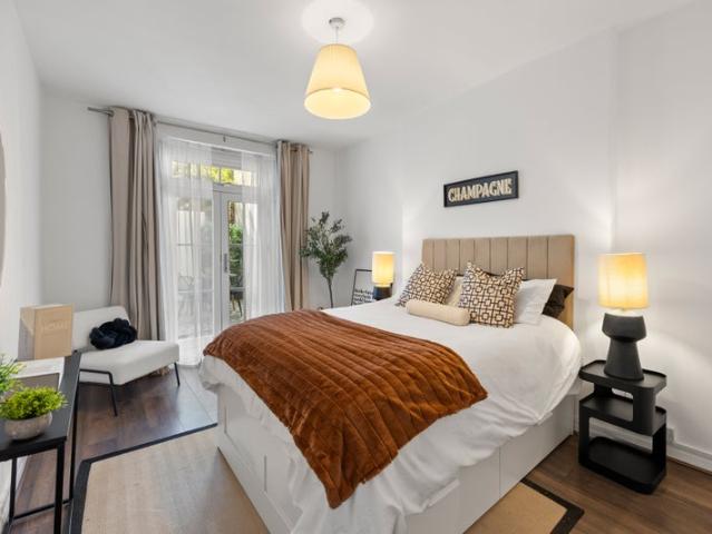 Luxurious Chelsea Garden Flat with Private Patio
