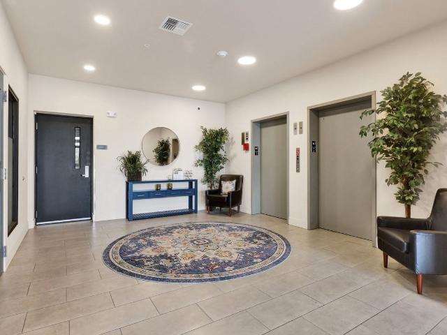 Luxurious Studios with Rooftop Deck and Secured Entry! Studio Apartment for Rent at 1818 D St, Bellingham, WA 98225 Lettered Streets