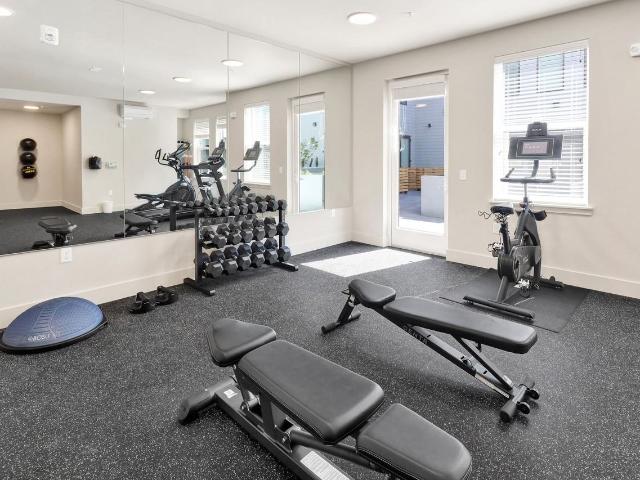 Luxurious Studios with Rooftop Deck and Secured Entry! Studio Apartment for Rent at 1818 D St, Bellingham, WA 98225 Lettered Streets