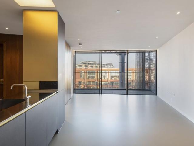 Luxurious two bedroom flat available in King's Cross, N1C